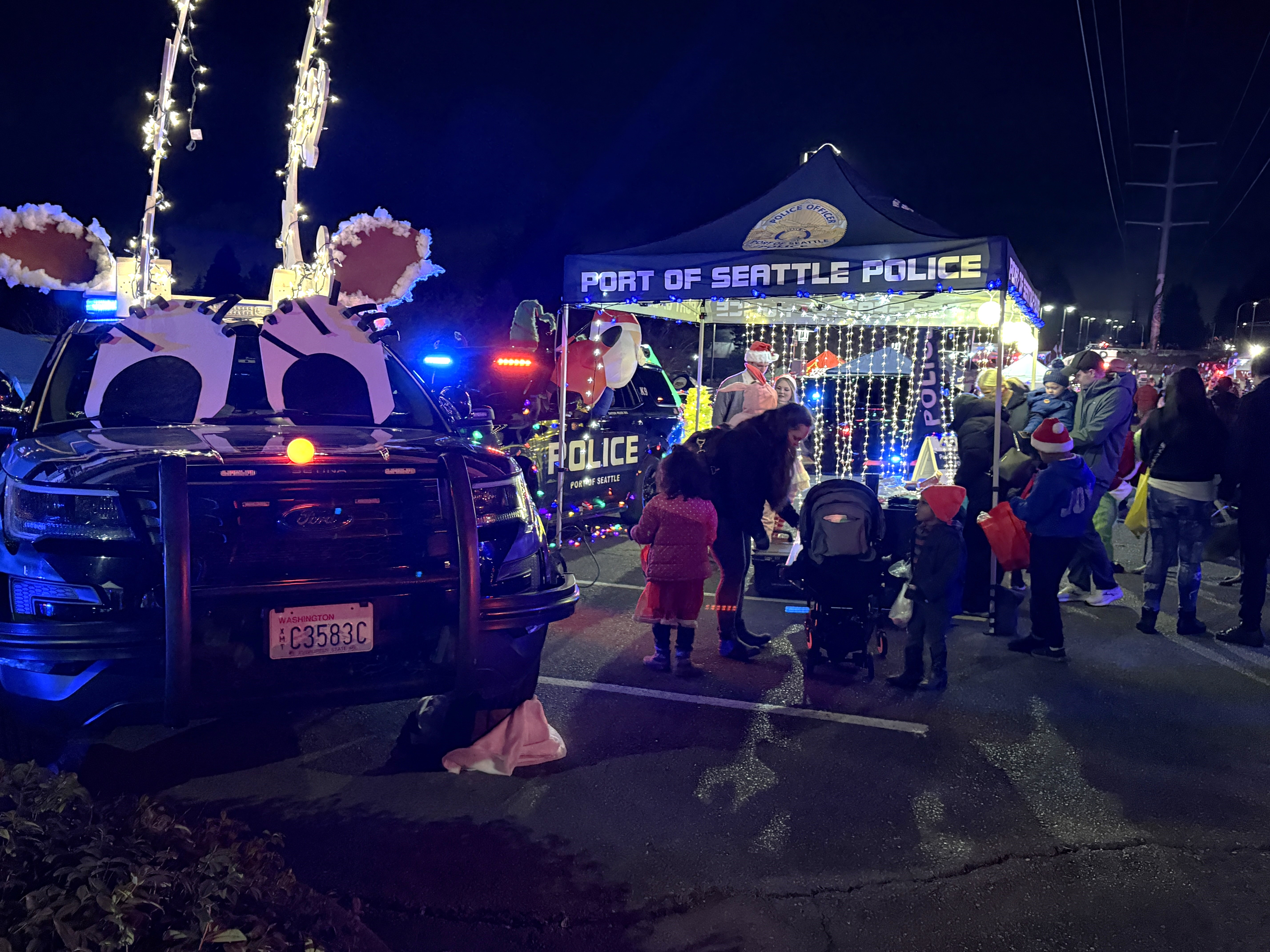 Battle of the Badges: Holiday Lights 2026 | City of Renton